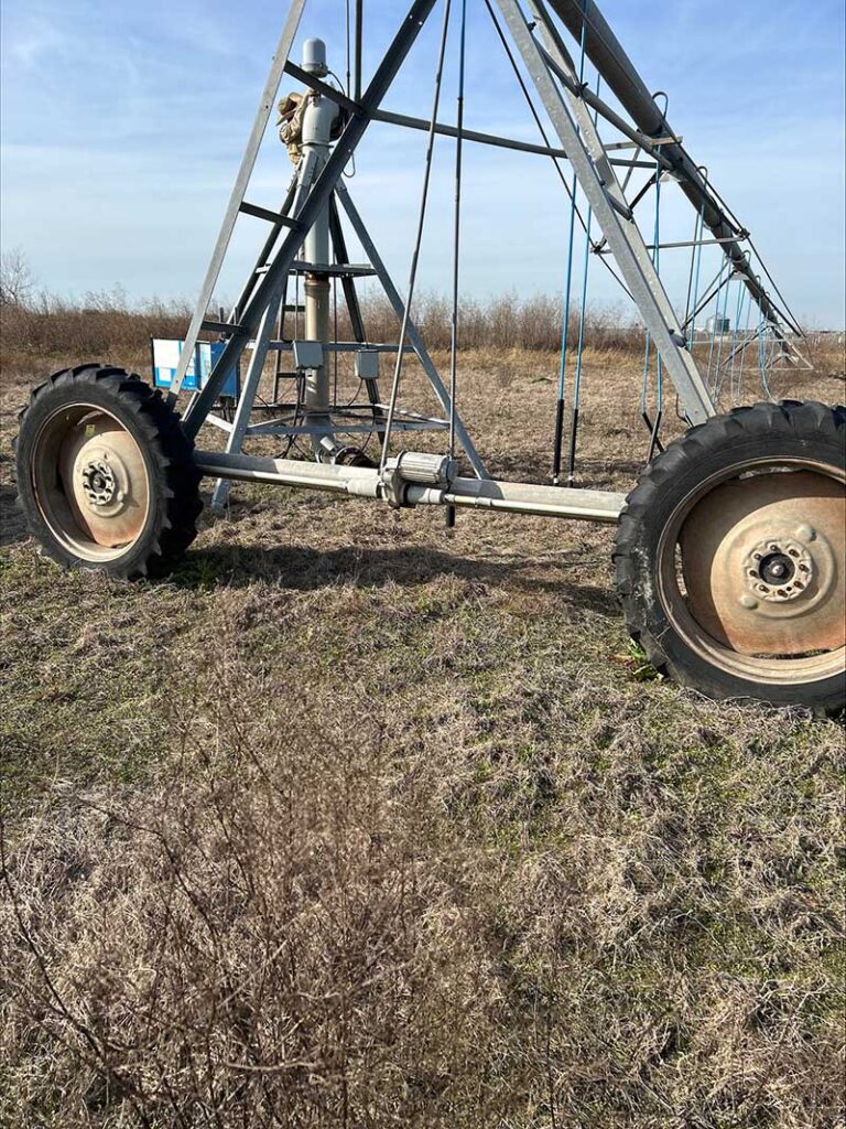 Used irrigation equipment, center pivots, linears, pipe, pumps - Pivots ...